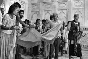 TAJ MAHAL – Raghu Rai Foundation