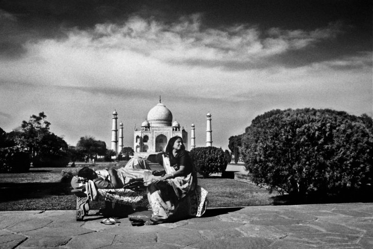 TAJ MAHAL – Raghu Rai Foundation